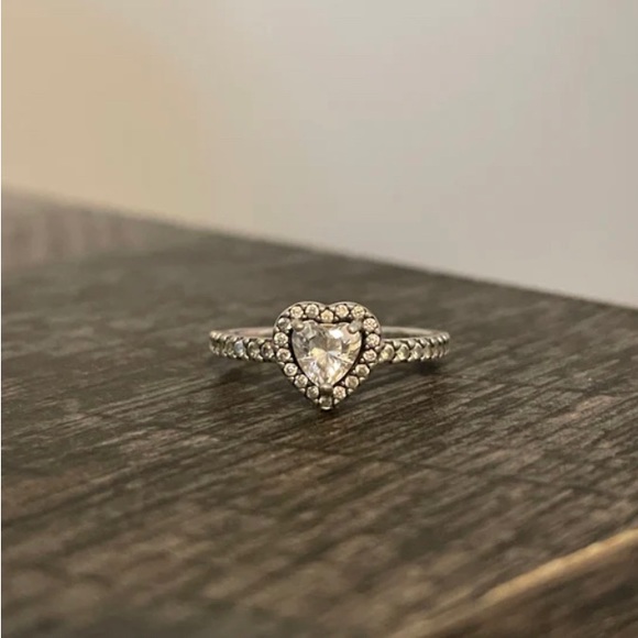 Pandora | Jewelry | Pandora Elevated Heart Ring | Poshmark